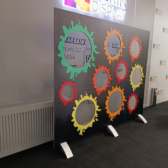 Ahşap Cut Out Backdrop Oyun Panosu - Derin Display Reklam-